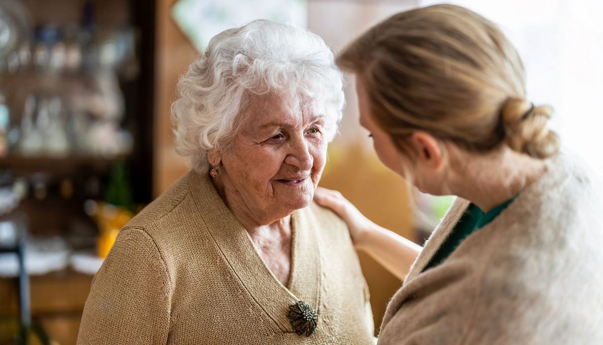 Pflege-Begriffe schnell erklärt | aponet.de