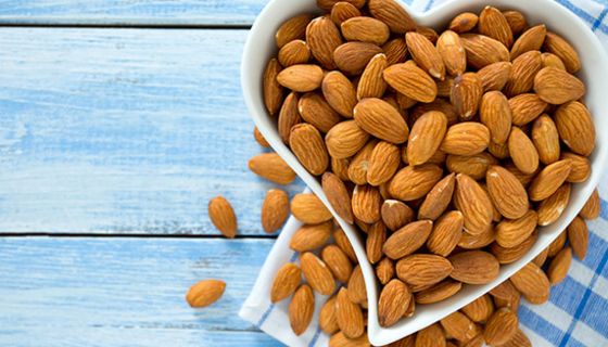 Eine Handvoll Mandeln pro Tag für die Darmgesundheit | aponet.de