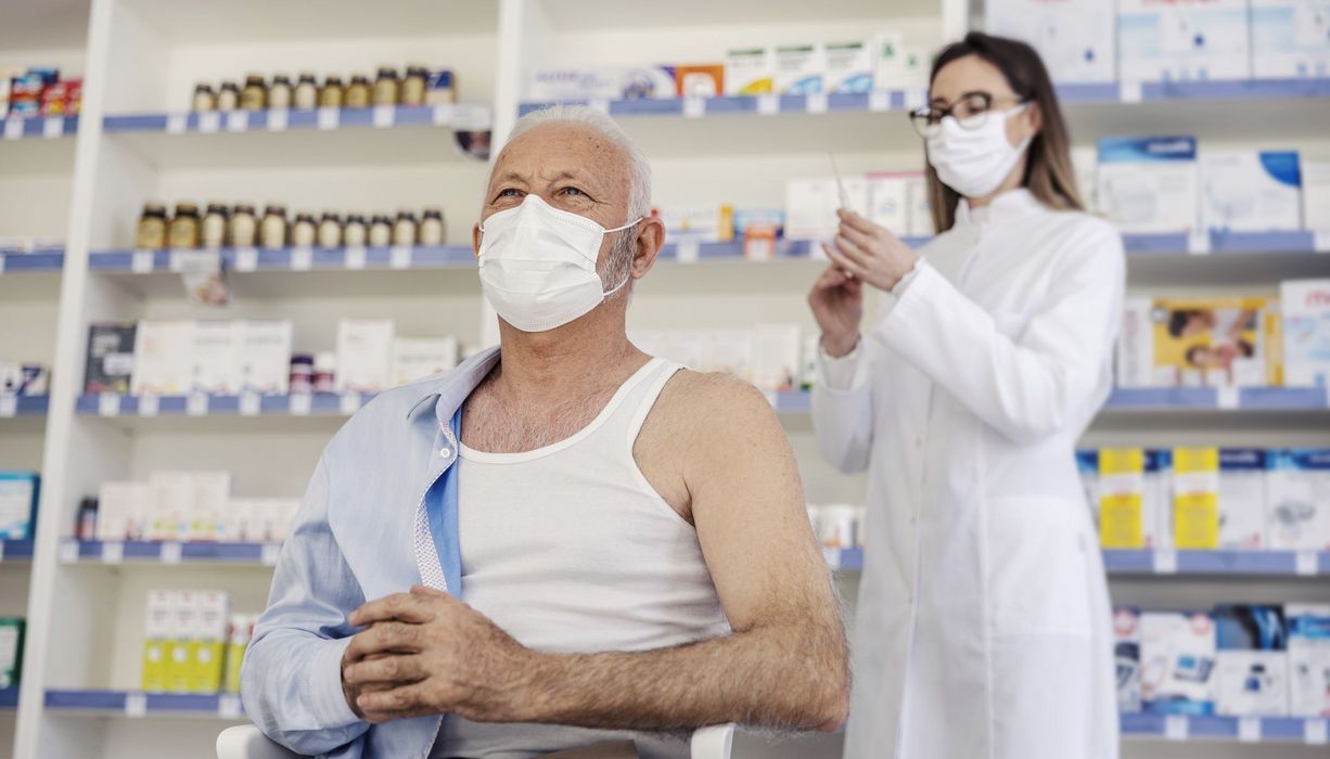 Corona-Impfung bald auch in der Apotheke? | aponet.de