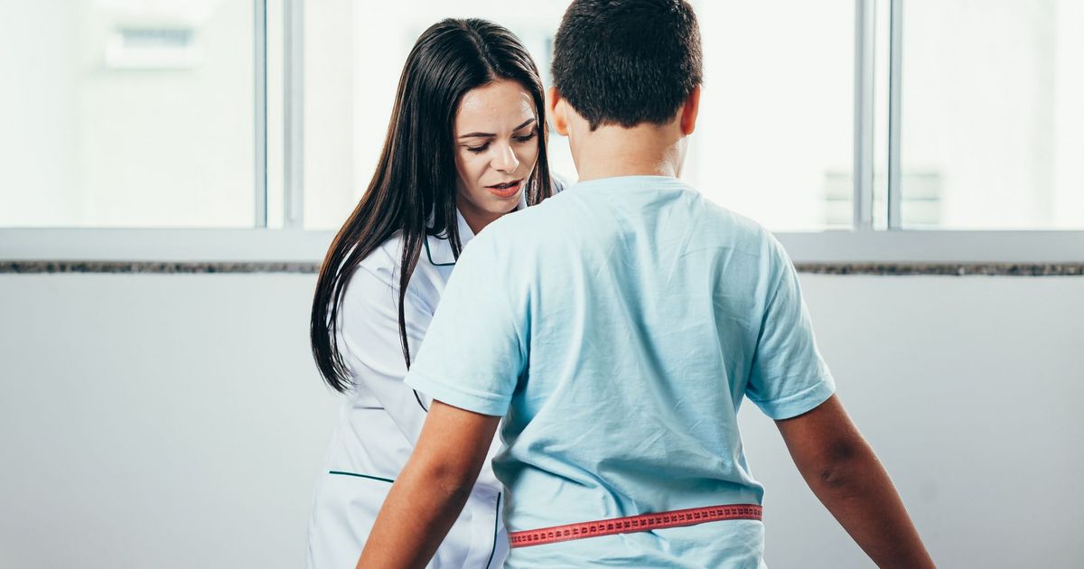 Kinder mit starkem Übergewicht: Neue Leitlinie empfiehlt Einsatz ...