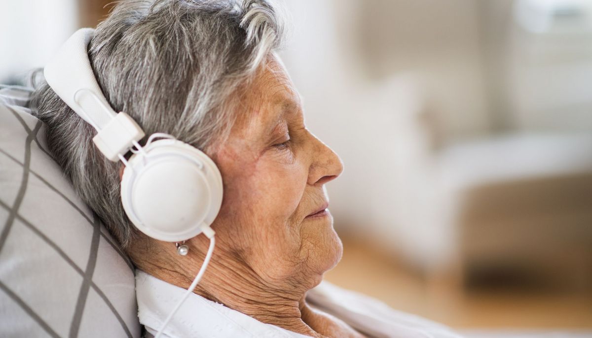 Positive Audio-Nachricht lindert Ängste im Krankenhaus | aponet.de